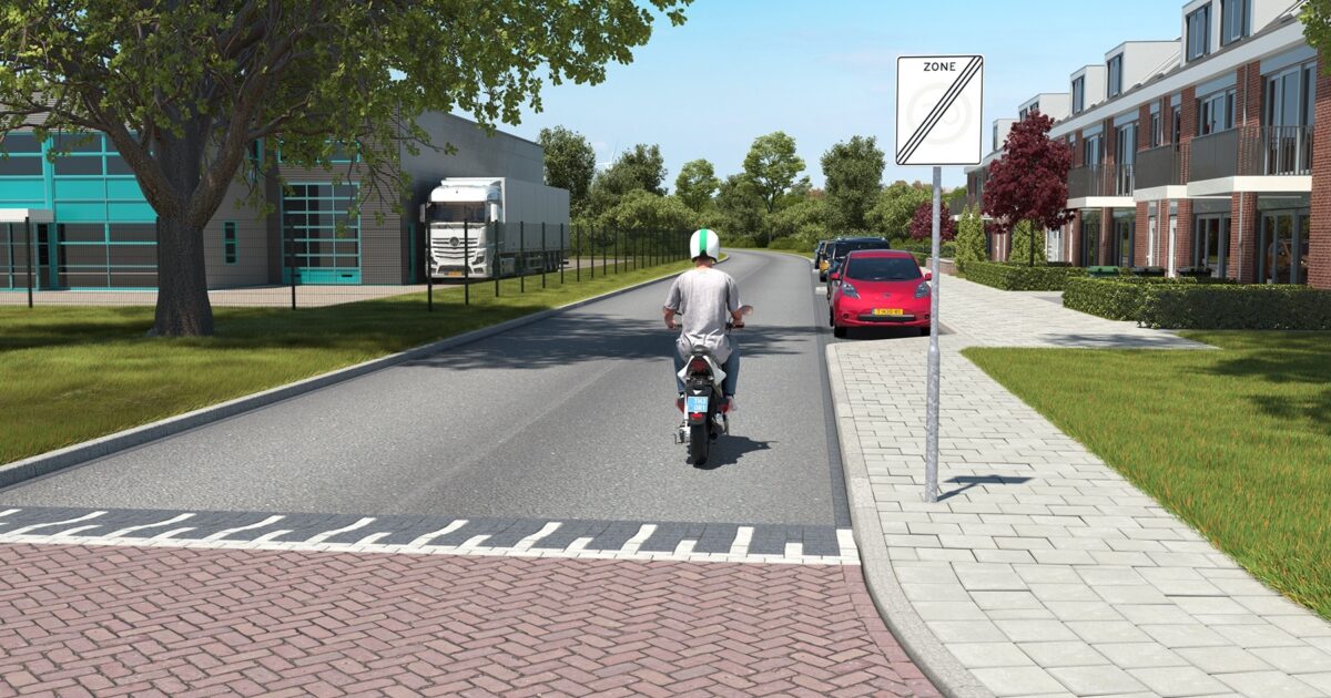 Krijg je je scooter rijbewijs bij je auto rijbewijs? | Theorie.nl